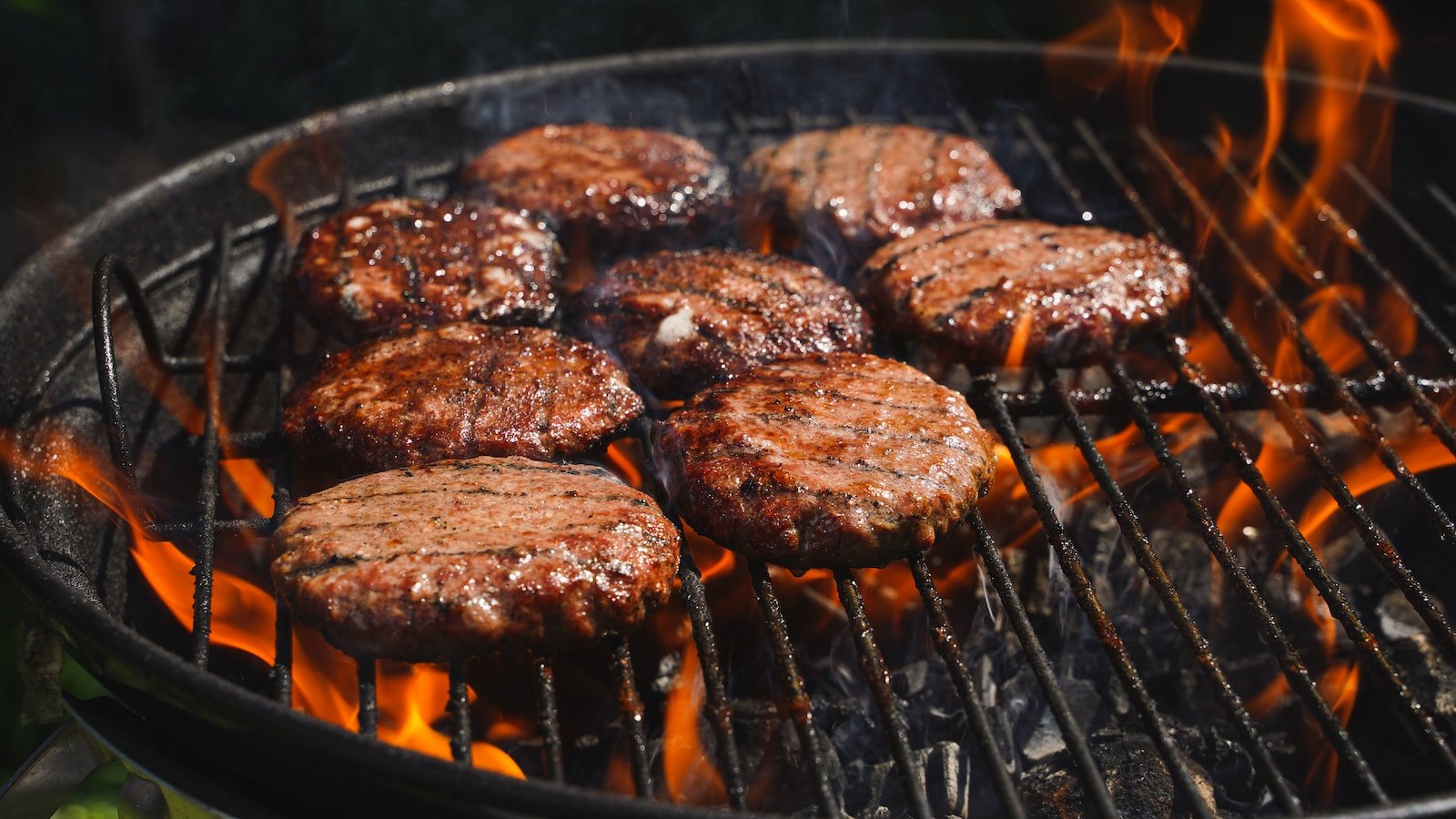 How to Cook The Best Hamburger on a Grill - Best Hamburger Recipes